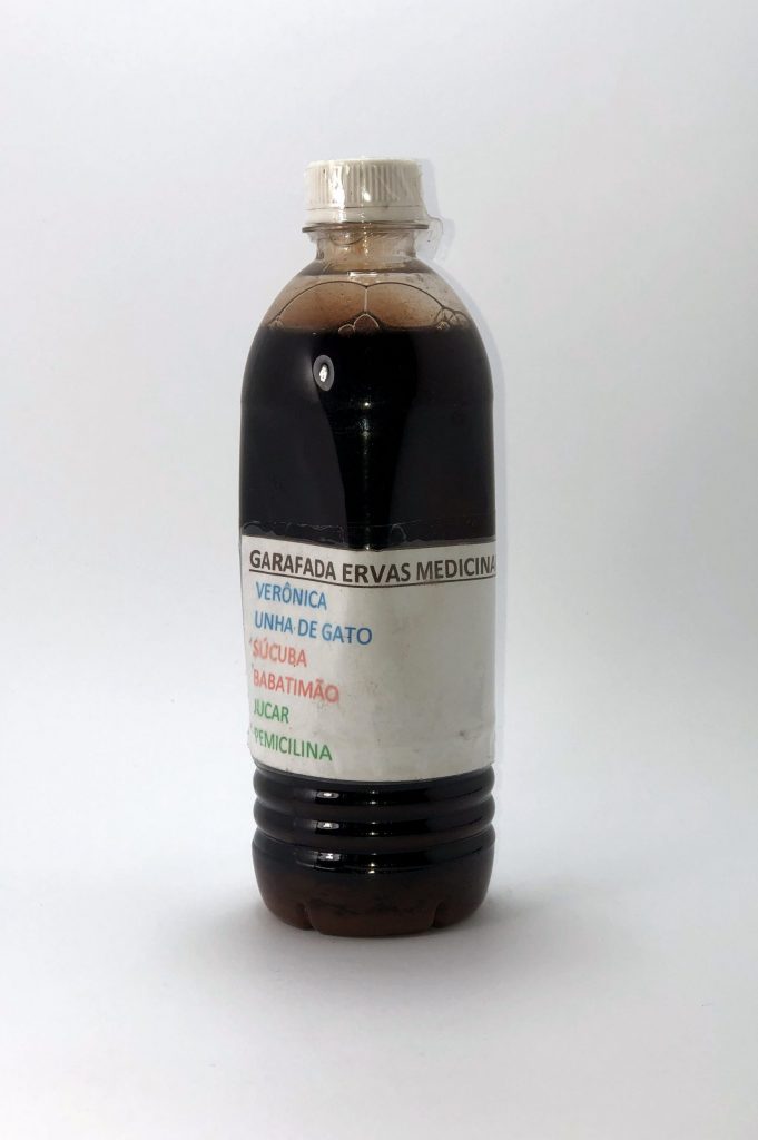 Garrafada de ervas medicinais - Herbário MFS